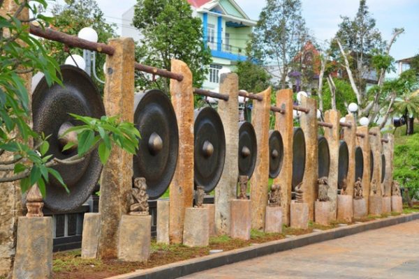 The Space of Gong Culture in Central Highlands - The World Intangible ...